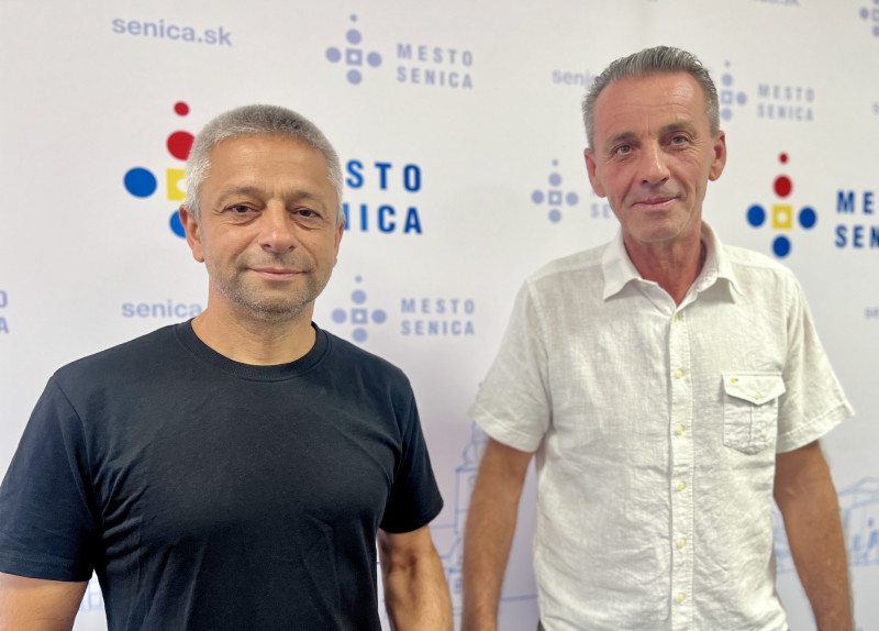 Príslušníci Ľubomír Šmida a Ján Bodnár ukončili službu v mestskej ...